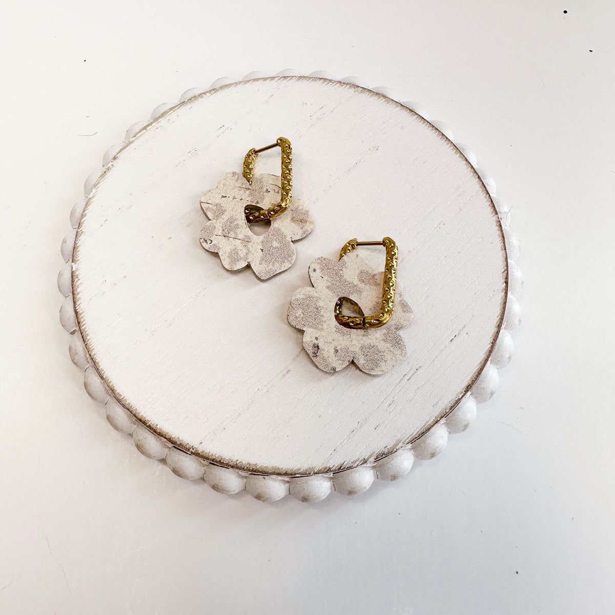 Premium Hammered/Textured Med RECTANGLE Huggies --------> Choose your – Campbells and Chaos